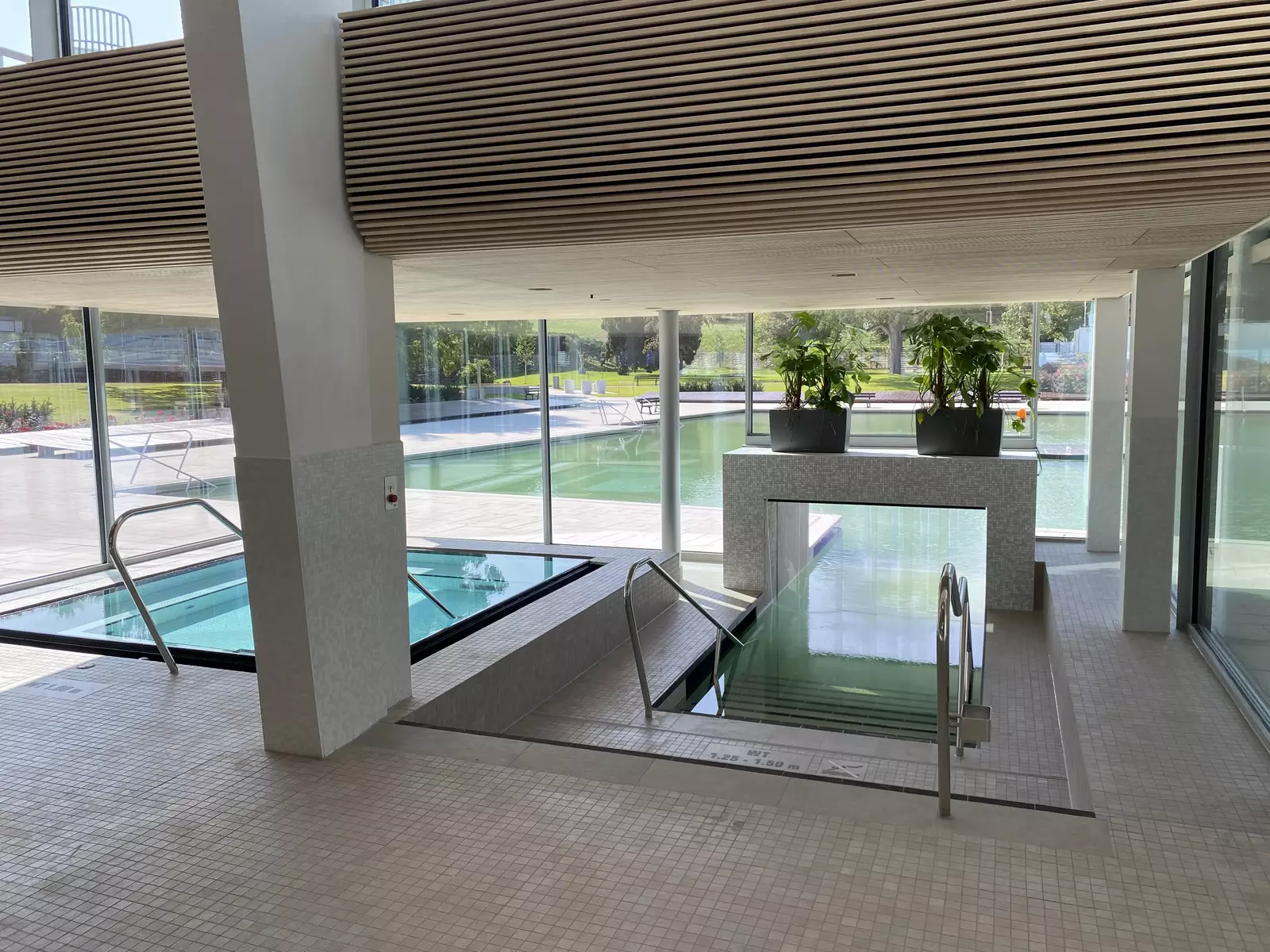 Mineralbad Berg: Die Kult-Therme mit 50er-Jahre-Charme: Stuttgarter Bäder
